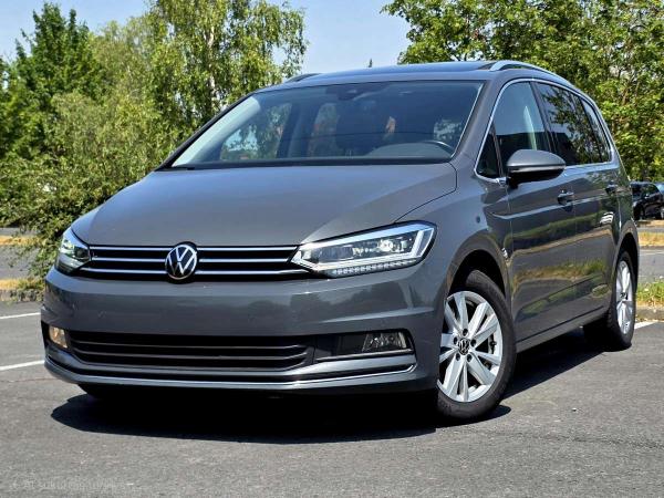 Pelēks Volkswagen Touran 2021 Tauragė, ar dzinēja tilpumu 1.97 L un nobraukumu 300 tūkst. km par 9000 €, foto 1 vietnē AUTOMOTO.COM.LV