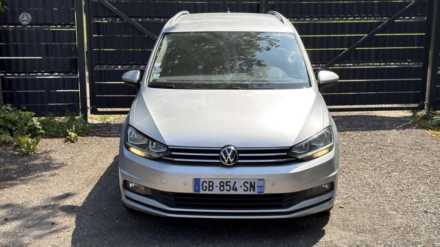 Pelēks Volkswagen Touran 2021 Jonava, ar dzinēja tilpumu 1.50 L un nobraukumu 155 tūkst. km par 8800 €, foto 3 vietnē AUTOMOTO.COM.LV