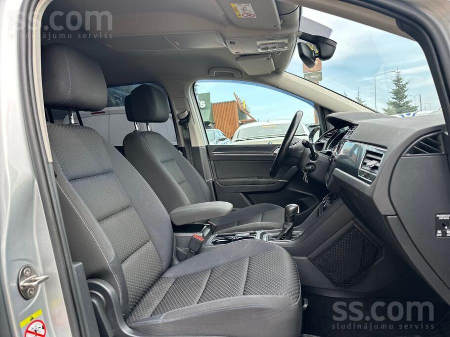 Pelēks Volkswagen Touran 2021 Rīga, ar dzinēja tilpumu 2.00 L un nobraukumu 282 tūkst. km par 10990 €, foto 8 vietnē AUTOMOTO.COM.LV