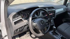 Pelēks Volkswagen Touran 2021 Jonava, ar dzinēja tilpumu 1.50 L un nobraukumu 155 tūkst. km par 8300 €, foto 22 vietnē AUTOMOTO.COM.LV