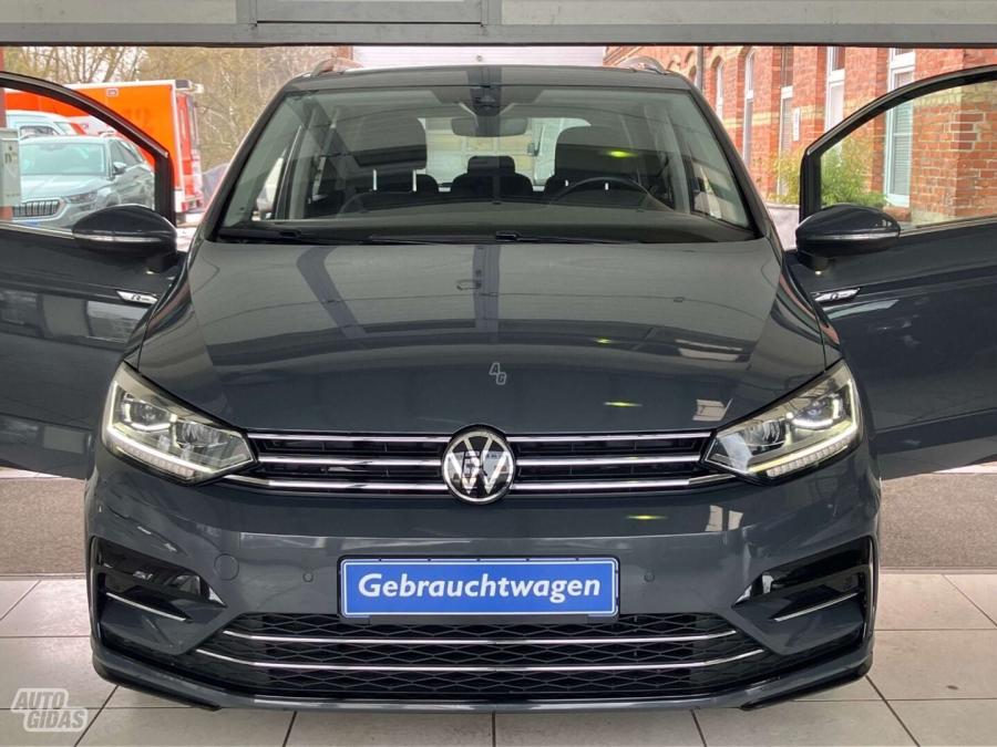 Pelēks Volkswagen Touran 2022 Kauņa, ar dzinēja tilpumu 2.00 L un nobraukumu 46 tūkst. km par 32690 €, foto 6 vietnē AUTOMOTO.COM.LV