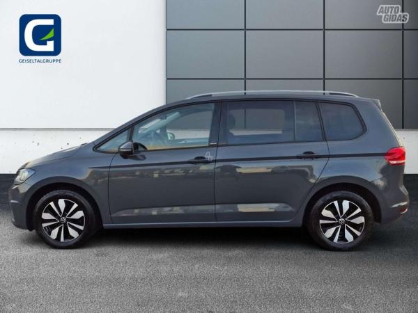 Grey Volkswagen Touran 2023 in Kaunas, with an engine capacity of 1.50 L and mileage of 23 thousand km for 32556 €, photo 3 on AUTOMOTO.COM.LV