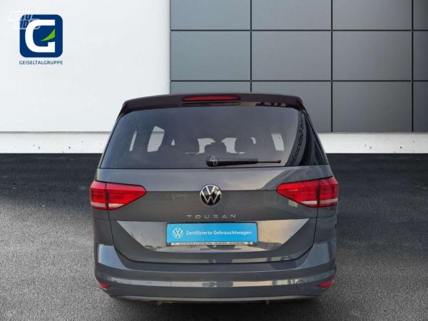 Grey Volkswagen Touran 2023 in Kaunas, with an engine capacity of 1.50 L and mileage of 23 thousand km for 32556 €, photo 5 on AUTOMOTO.COM.LV