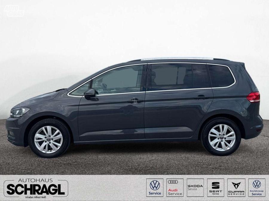 Grey Volkswagen Touran 2023 in Kaunas, with an engine capacity of 2.00 L and mileage of 80 thousand km for 32649 €, photo 2 on AUTOMOTO.COM.LV
