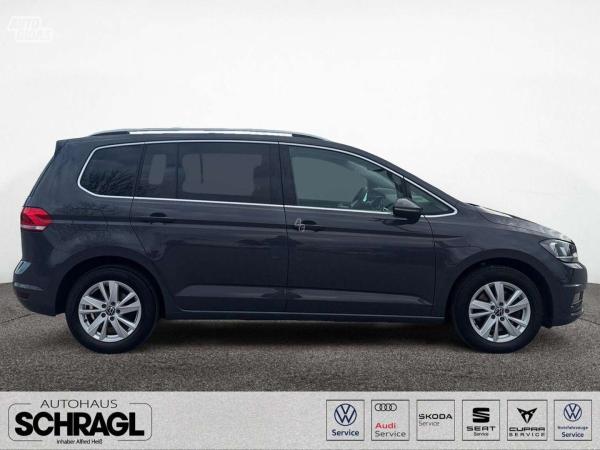 Grey Volkswagen Touran 2023 in Kaunas, with an engine capacity of 2.00 L and mileage of 80 thousand km for 32649 €, photo 6 on AUTOMOTO.COM.LV