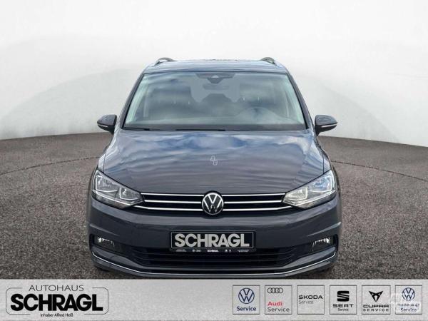 Grey Volkswagen Touran 2023 in Kaunas, with an engine capacity of 2.00 L and mileage of 80 thousand km for 32649 €, photo 8 on AUTOMOTO.COM.LV
