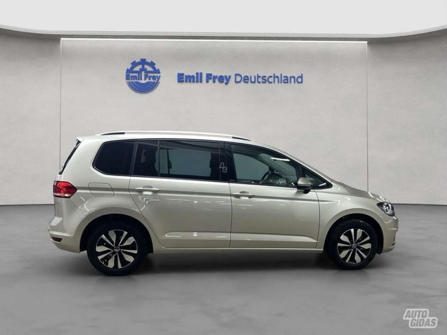 Pelēks Volkswagen Touran 2023 Kauņa, ar dzinēja tilpumu 1.50 L un nobraukumu 12 tūkst. km par 32056 €, foto 6 vietnē AUTOMOTO.COM.LV