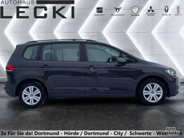 Grey Volkswagen Touran 2023 in Kaunas, with an engine capacity of 1.50 L and mileage of 57 thousand km for 30527 €, photo 2 on AUTOMOTO.COM.LV