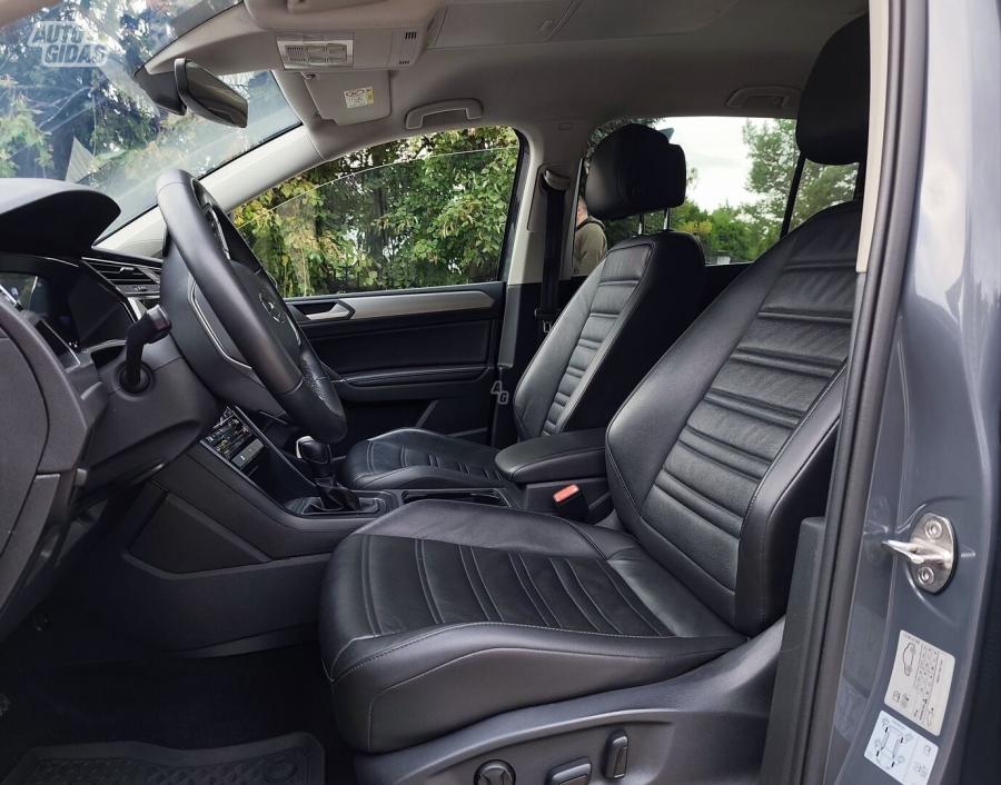 Grey Volkswagen Touran 2023 in Anyksciai, with an engine capacity of 2.00 L and mileage of 310 thousand km for 13250 €, photo 10 on AUTOMOTO.COM.LV