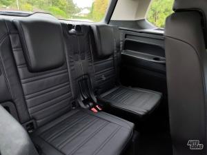 Grey Volkswagen Touran 2023 in Anyksciai, with an engine capacity of 2.00 L and mileage of 310 thousand km for 13250 €, photo 13 on AUTOMOTO.COM.LV