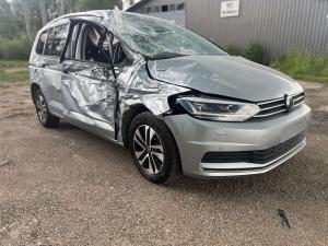 Серый Фольксваген Туран 2026 в Расейняй, объемом двигателя 1.50 л и пробегом 2 тыс. км за 11700 €, фото 4 на AUTOMOTO.COM.LV