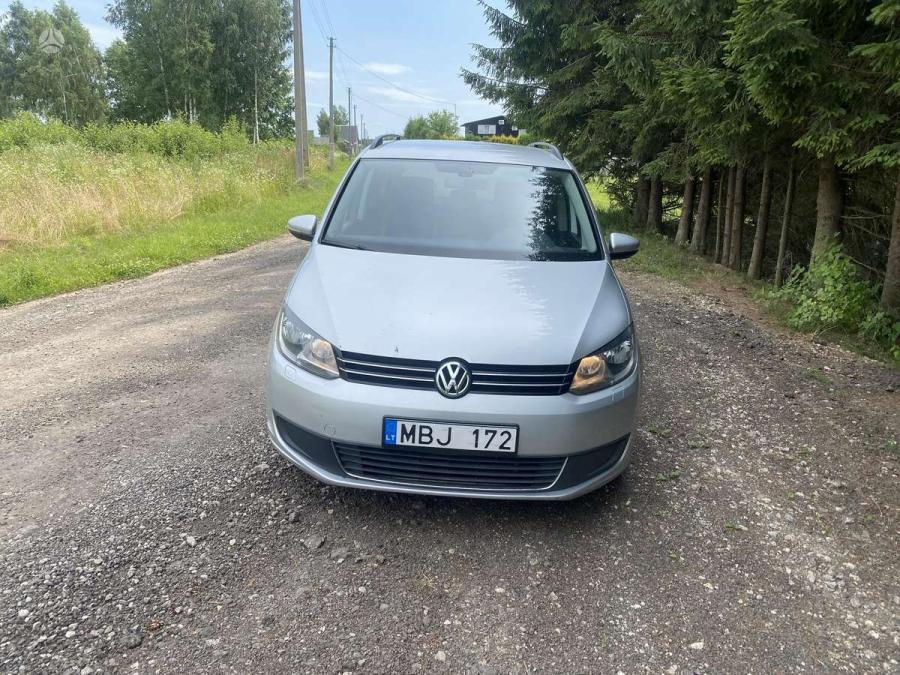 Pelēks Volkswagen Touran 2010 Kėdainiai, ar dzinēja tilpumu 1.60 L un nobraukumu 333 tūkst. km par 3950 €, foto 4 vietnē AUTOMOTO.COM.LV