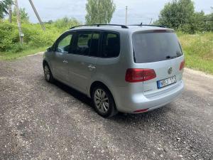 Pelēks Volkswagen Touran 2010 Kėdainiai, ar dzinēja tilpumu 1.60 L un nobraukumu 333 tūkst. km par 3950 €, foto 7 vietnē AUTOMOTO.COM.LV