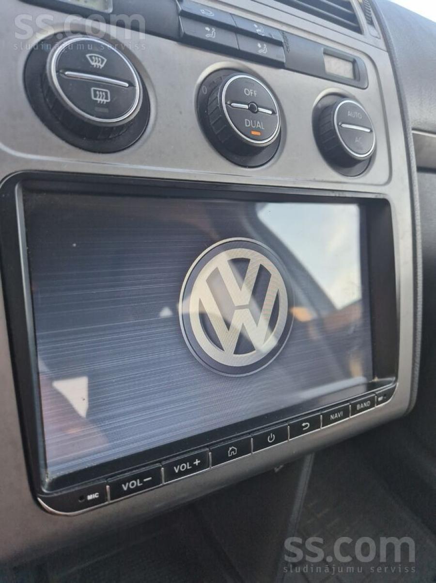 Pelēks Volkswagen Touran 2007 Cēsis, ar dzinēja tilpumu 1.90 L un nobraukumu 309 tūkst. km par 1550 €, foto 8 vietnē AUTOMOTO.COM.LV