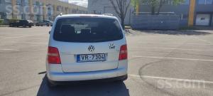 Pelēks Volkswagen Touran 2004 Rīga, ar dzinēja tilpumu 1.90 L un nobraukumu 307 tūkst. km par 970 €, foto 3 vietnē AUTOMOTO.COM.LV