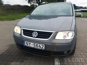 Grey Volkswagen Touran 2004 in Riga, with an engine capacity of 1.90 L and mileage of 0 thousand km for 2400 €, photo 3 on AUTOMOTO.COM.LV