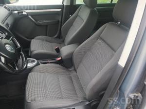 Grey Volkswagen Touran 2004 in Riga, with an engine capacity of 1.90 L and mileage of 0 thousand km for 2400 €, photo 9 on AUTOMOTO.COM.LV