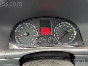 Grey Volkswagen Touran 2004 in Saldus, with an engine capacity of 1.60 L and mileage of 326 thousand km for 1280 €, photo 6 on AUTOMOTO.COM.LV