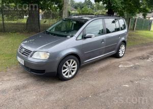 Серый Фольксваген Туран 2005 в Рига, объемом двигателя 1.60 л и пробегом 340 тыс. км за 700 €, фото 3 на AUTOMOTO.COM.LV