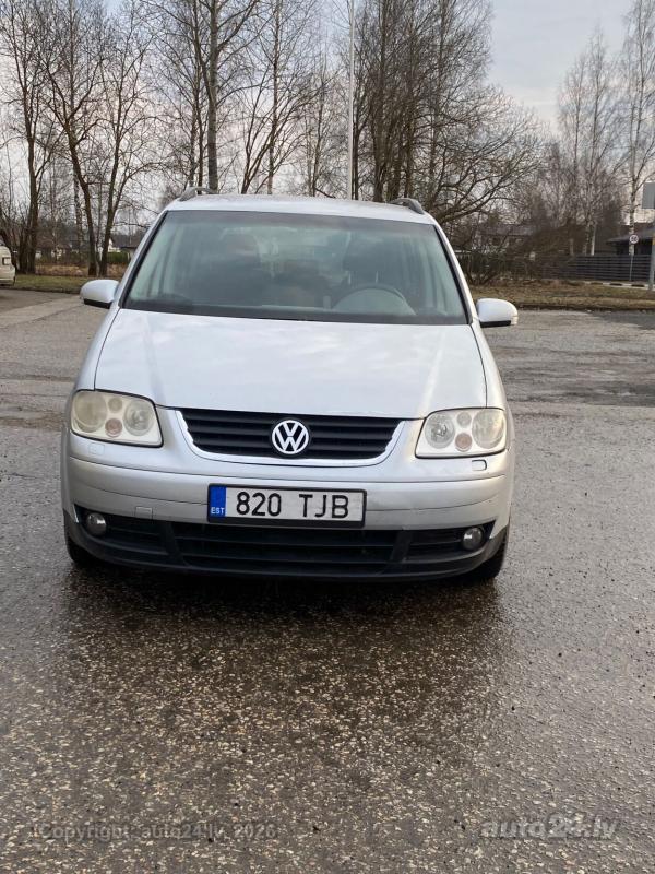 Pelēks Volkswagen Touran 2006 Tartu, ar dzinēja tilpumu 2.00 L un nobraukumu 429 tūkst. km par 1990 €, foto 7 vietnē AUTOMOTO.COM.LV
