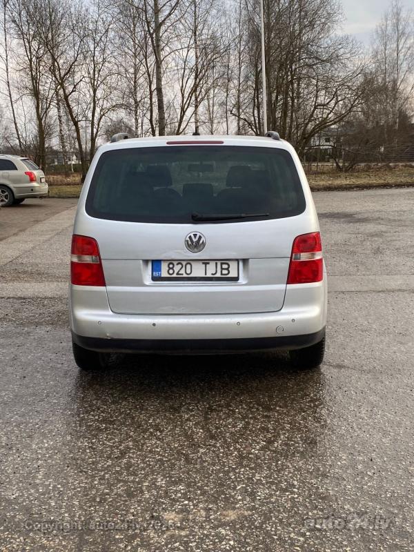 Pelēks Volkswagen Touran 2006 Tartu, ar dzinēja tilpumu 2.00 L un nobraukumu 429 tūkst. km par 1990 €, foto 8 vietnē AUTOMOTO.COM.LV