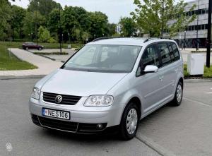 Grey Volkswagen Touran 2006 in Vilnius, with an engine capacity of 1.90 L and mileage of 295 thousand km for 2800 €, photo 3 on AUTOMOTO.COM.LV