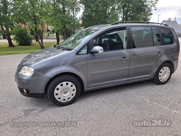 Pelēks Volkswagen Touran 2006 Tartu, ar dzinēja tilpumu 1.90 L un nobraukumu 307 tūkst. km par 1999 €, foto 1 vietnē AUTOMOTO.COM.LV