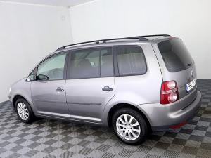Pelēks Volkswagen Touran 2007 Tallina, ar dzinēja tilpumu 1.90 L un nobraukumu 307 tūkst. km par 2199 €, foto 5 vietnē AUTOMOTO.COM.LV