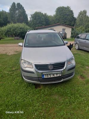 Pelēks Volkswagen Touran 2007 Valga, ar dzinēja tilpumu 1.90 L un nobraukumu 0 tūkst. km par 500 €, foto 3 vietnē AUTOMOTO.COM.LV