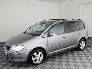 Pelēks Volkswagen Touran 2007 Tallina, ar dzinēja tilpumu 1.90 L un nobraukumu 306 tūkst. km par 2199 €, foto 11 vietnē AUTOMOTO.COM.LV