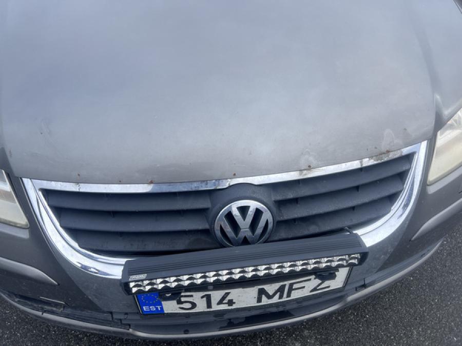 Pelēks Volkswagen Touran 2007 Tallina, ar dzinēja tilpumu 1.90 L un nobraukumu 386 tūkst. km par 1199 €, foto 7 vietnē AUTOMOTO.COM.LV
