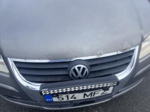 Pelēks Volkswagen Touran 2007 Tallina, ar dzinēja tilpumu 1.90 L un nobraukumu 386 tūkst. km par 1199 €, foto 17 vietnē AUTOMOTO.COM.LV