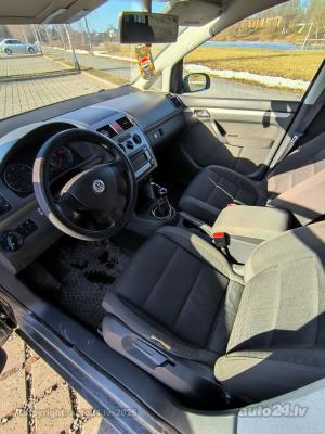 Grey Volkswagen Touran 2007 in Tartu, with an engine capacity of 1.90 L and mileage of 505 thousand km for 1999 €, photo 6 on AUTOMOTO.COM.LV