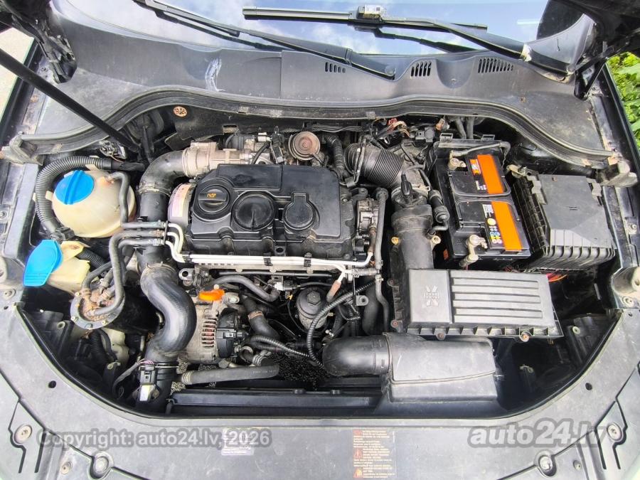 Grey Volkswagen Touran 2007 in Tartu, with an engine capacity of 1.90 L and mileage of 505 thousand km for 1999 €, photo 11 on AUTOMOTO.COM.LV