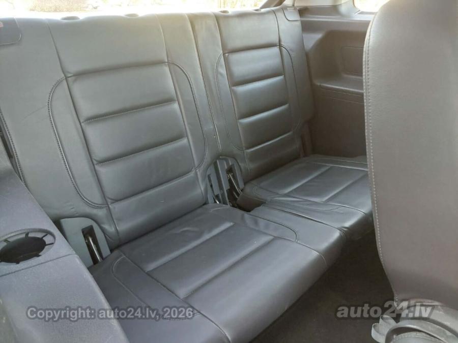 Pelēks Volkswagen Touran 2008 Tartu, ar dzinēja tilpumu 1.90 L un nobraukumu 376 tūkst. km par 3500 €, foto 9 vietnē AUTOMOTO.COM.LV
