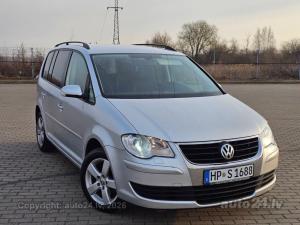 Grey Volkswagen Touran 2008 in Viljandi, with an engine capacity of 1.90 L and mileage of 225 thousand km for 5499 €, photo 7 on AUTOMOTO.COM.LV