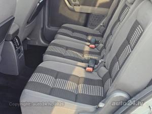 Grey Volkswagen Touran 2008 in Viljandi, with an engine capacity of 1.90 L and mileage of 225 thousand km for 5499 €, photo 13 on AUTOMOTO.COM.LV