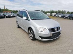 Pelēks Volkswagen Touran 2008 Marijampole, ar dzinēja tilpumu 1.90 L un nobraukumu 273 tūkst. km par 3599 €, foto 7 vietnē AUTOMOTO.COM.LV