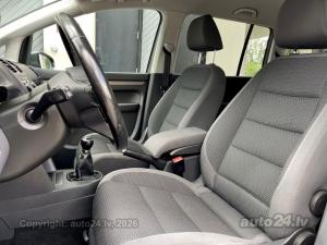 Grey Volkswagen Touran 2010 in Tartu, with an engine capacity of 1.20 L and mileage of 273 thousand km for 4399 €, photo 14 on AUTOMOTO.COM.LV