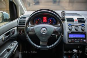 Grey Volkswagen Touran 2010 in Tallinn, with an engine capacity of 1.90 L and mileage of 357 thousand km for 5500 €, photo 14 on AUTOMOTO.COM.LV