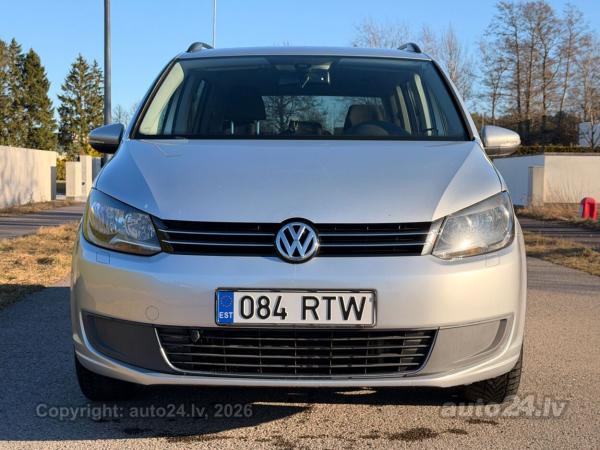 Pelēks Volkswagen Touran 2011 Tallina, ar dzinēja tilpumu 1.40 L un nobraukumu 208 tūkst. km par 5000 €, foto 8 vietnē AUTOMOTO.COM.LV