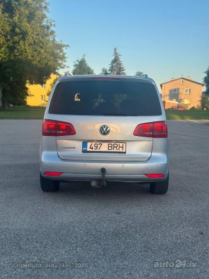 Pelēks Volkswagen Touran 2011 Tartu, ar dzinēja tilpumu 1.60 L un nobraukumu 328 tūkst. km par 3999 €, foto 9 vietnē AUTOMOTO.COM.LV