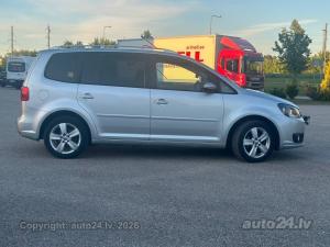 Pelēks Volkswagen Touran 2011 Tartu, ar dzinēja tilpumu 1.60 L un nobraukumu 328 tūkst. km par 3999 €, foto 12 vietnē AUTOMOTO.COM.LV