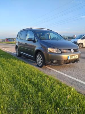 Pelēks Volkswagen Touran 2011 Tartu, ar dzinēja tilpumu 2.00 L un nobraukumu 244 tūkst. km par 6890 €, foto 3 vietnē AUTOMOTO.COM.LV