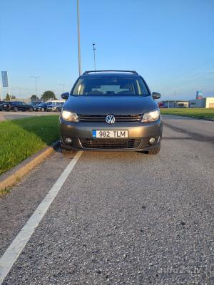 Pelēks Volkswagen Touran 2011 Tartu, ar dzinēja tilpumu 2.00 L un nobraukumu 244 tūkst. km par 6890 €, foto 6 vietnē AUTOMOTO.COM.LV