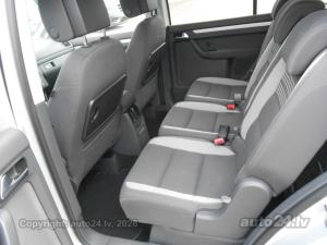 Pelēks Volkswagen Touran 2013 Viljandi, ar dzinēja tilpumu 2.00 L un nobraukumu 253 tūkst. km par 8290 €, foto 9 vietnē AUTOMOTO.COM.LV