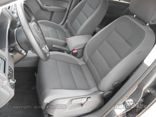 Pelēks Volkswagen Touran 2013 Viljandi, ar dzinēja tilpumu 1.40 L un nobraukumu 175 tūkst. km par 6990 €, foto 6 vietnē AUTOMOTO.COM.LV