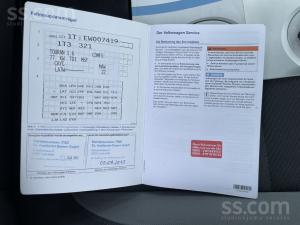 Pelēks Volkswagen Touran 2013 Ogre, ar dzinēja tilpumu 1.60 L un nobraukumu 217 tūkst. km par 6570 €, foto 34 vietnē AUTOMOTO.COM.LV