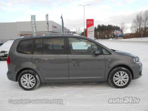 Pelēks Volkswagen Touran 2015 Viljandi, ar dzinēja tilpumu 1.60 L un nobraukumu 198 tūkst. km par 8490 €, foto 18 vietnē AUTOMOTO.COM.LV