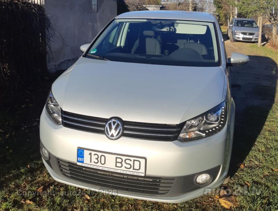 Pelēks Volkswagen Touran 2015 Narva, ar dzinēja tilpumu 1.60 L un nobraukumu 175 tūkst. km par 9600 €, foto 3 vietnē AUTOMOTO.COM.LV